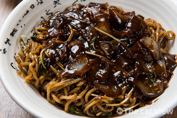 "이렇게 먹으니 더 맛있다!..깊어지는 맛.." 요즘 난리난 정지선 셰프의 짜장면 맛있게 먹는 방법